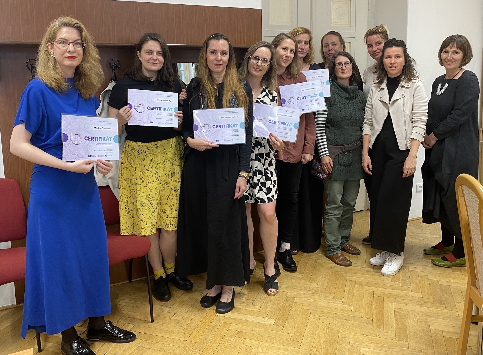 První auditorky rovného vzdělávání ukončily vzdělávací program - Rovná ...